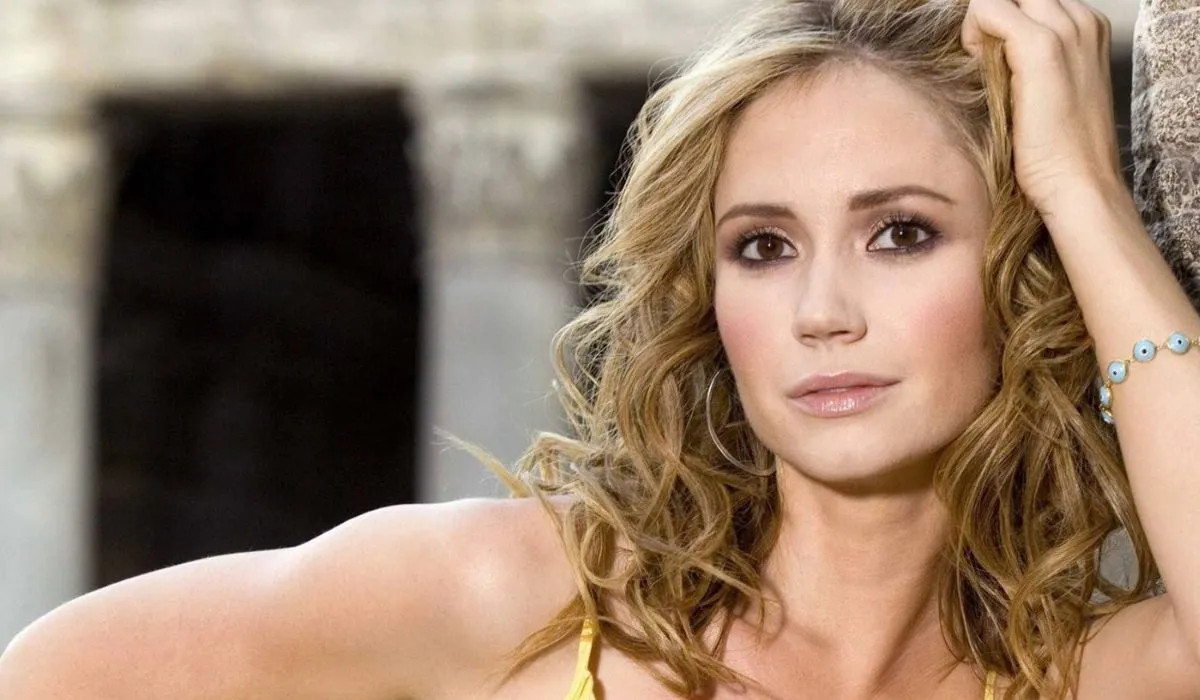 The Bold and the Beautiful Comings and Goings: B&B Alum Ashley Jones ...